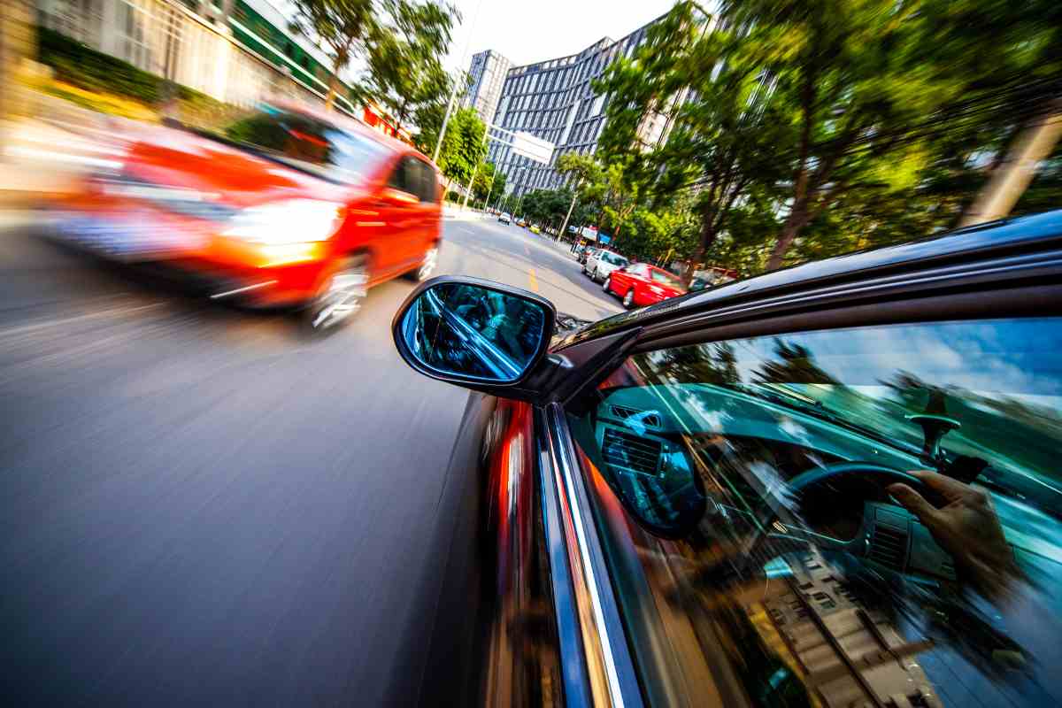 Convertir des miles en kilomètres : Tableau + Calculateur